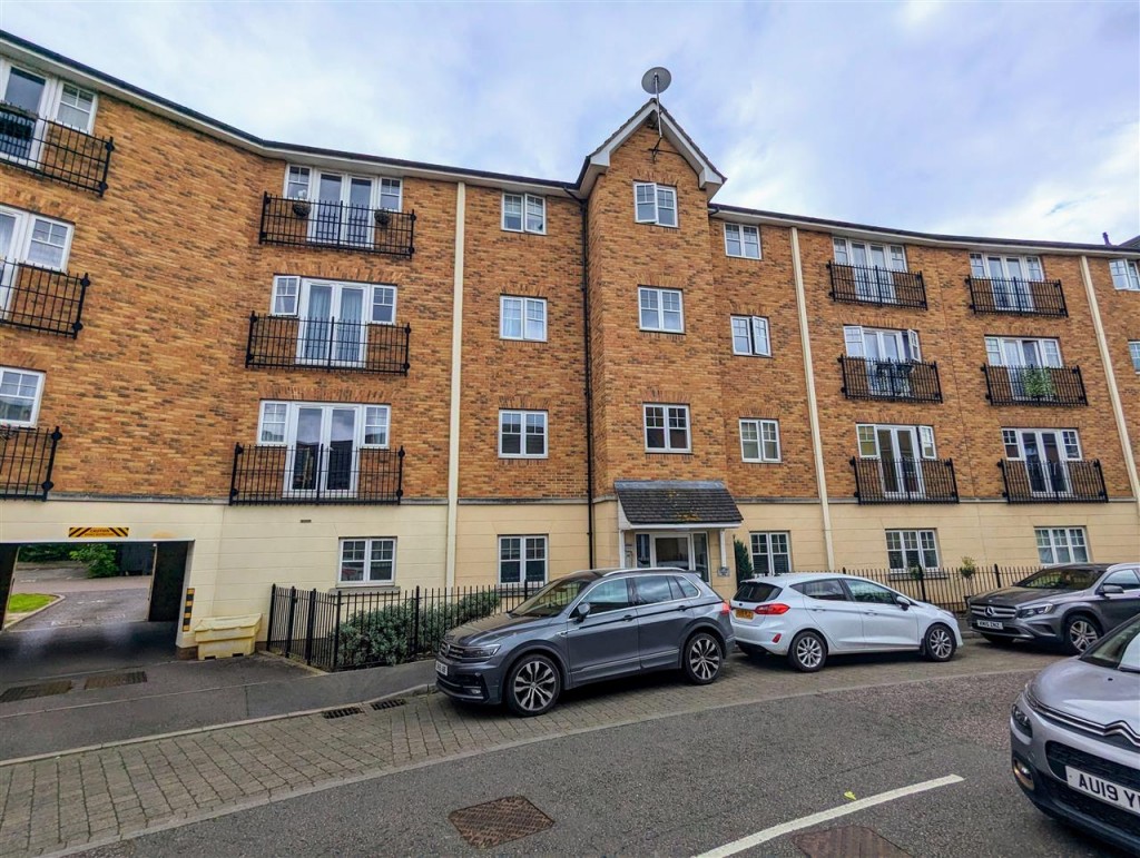 Caspian Way, Purfleet-on-Thames | Gower Dawes